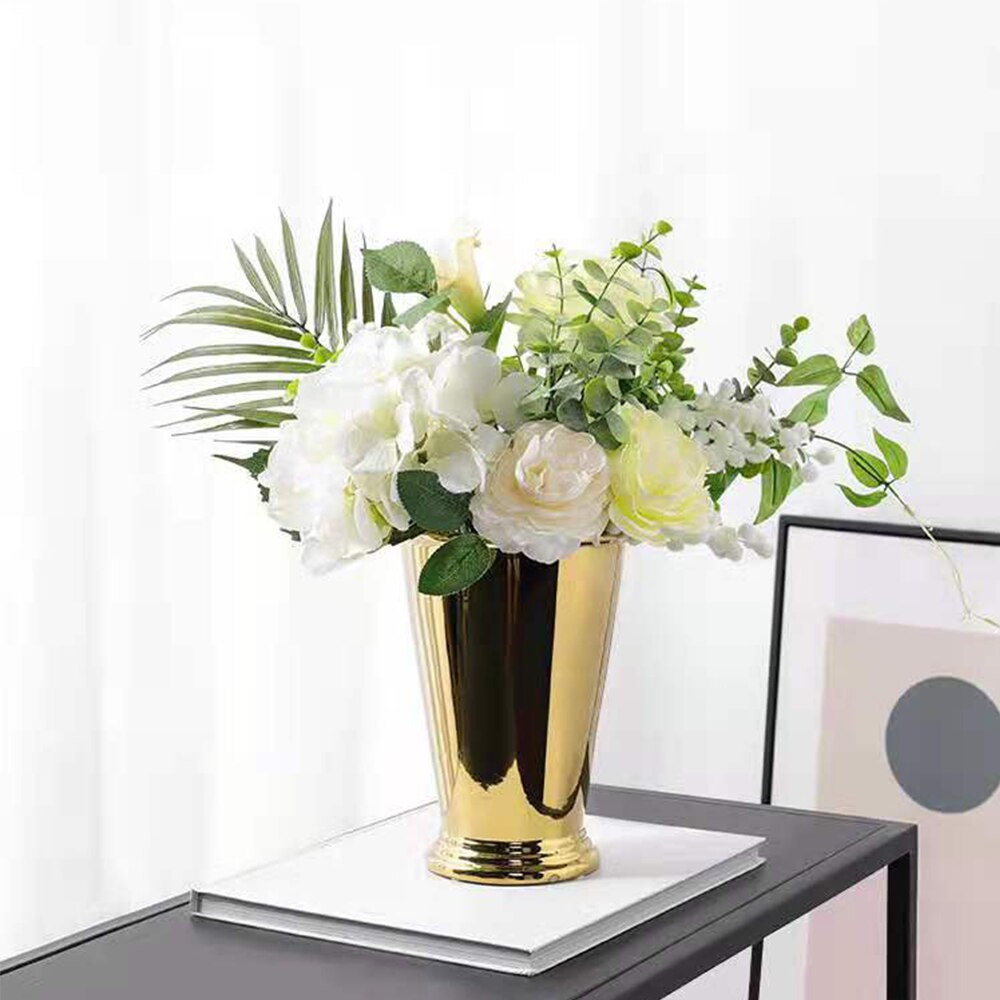 Modern Ceramic Golden Flower Vase Online – PapaLiving